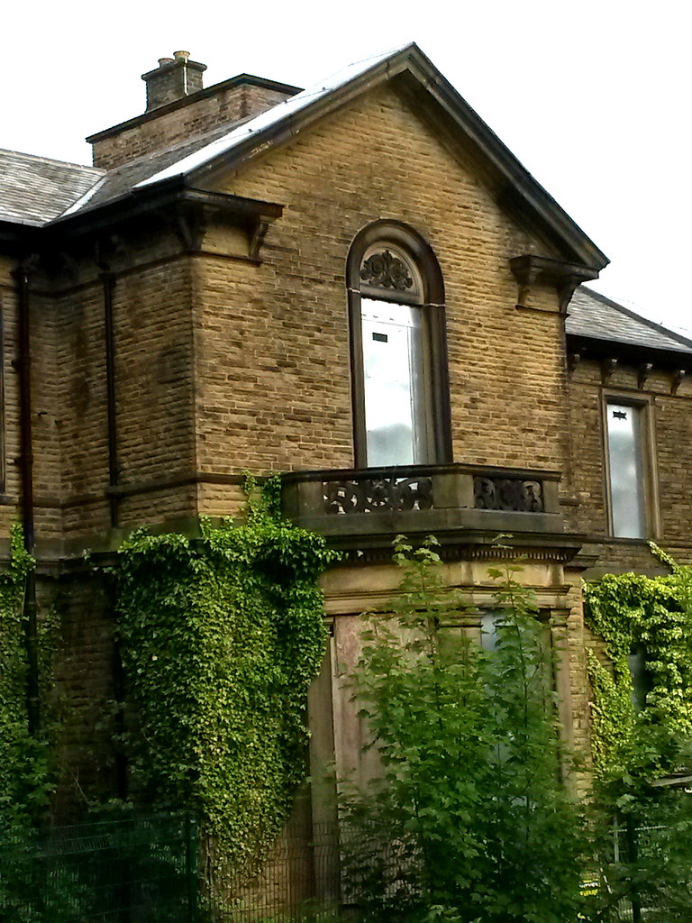 Tapton Court: When the nurses moved in