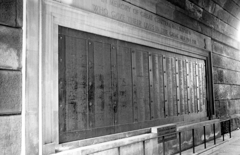 Victoria Station Memorial